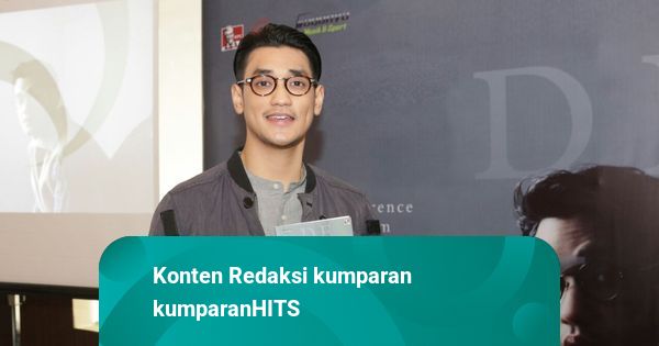 Afgan Tandai 10 Tahun Bermusik Lewat Album 'Dekade' | kumparan.com Afgan Tandai 10 Tahun Bermusik Lewat Album 'Dekade' | kumparan.com
